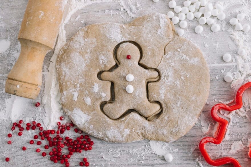 Classic Gingerbread Cookies: Ingredients, How to make? - Vintage Billboard